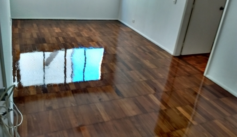 Piso Taco de Madeira para Apartamento - Aplicadora Brilho Novo Raspagem ...